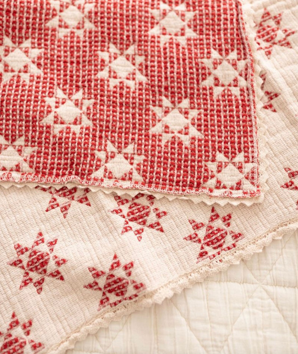 New Grain Ruby Star Quilt – blue daisy